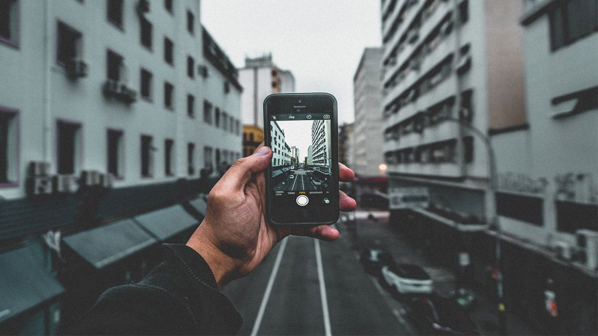 Omnicom Media Group Running Location-based Campaigns on Blis Self-Serve ...